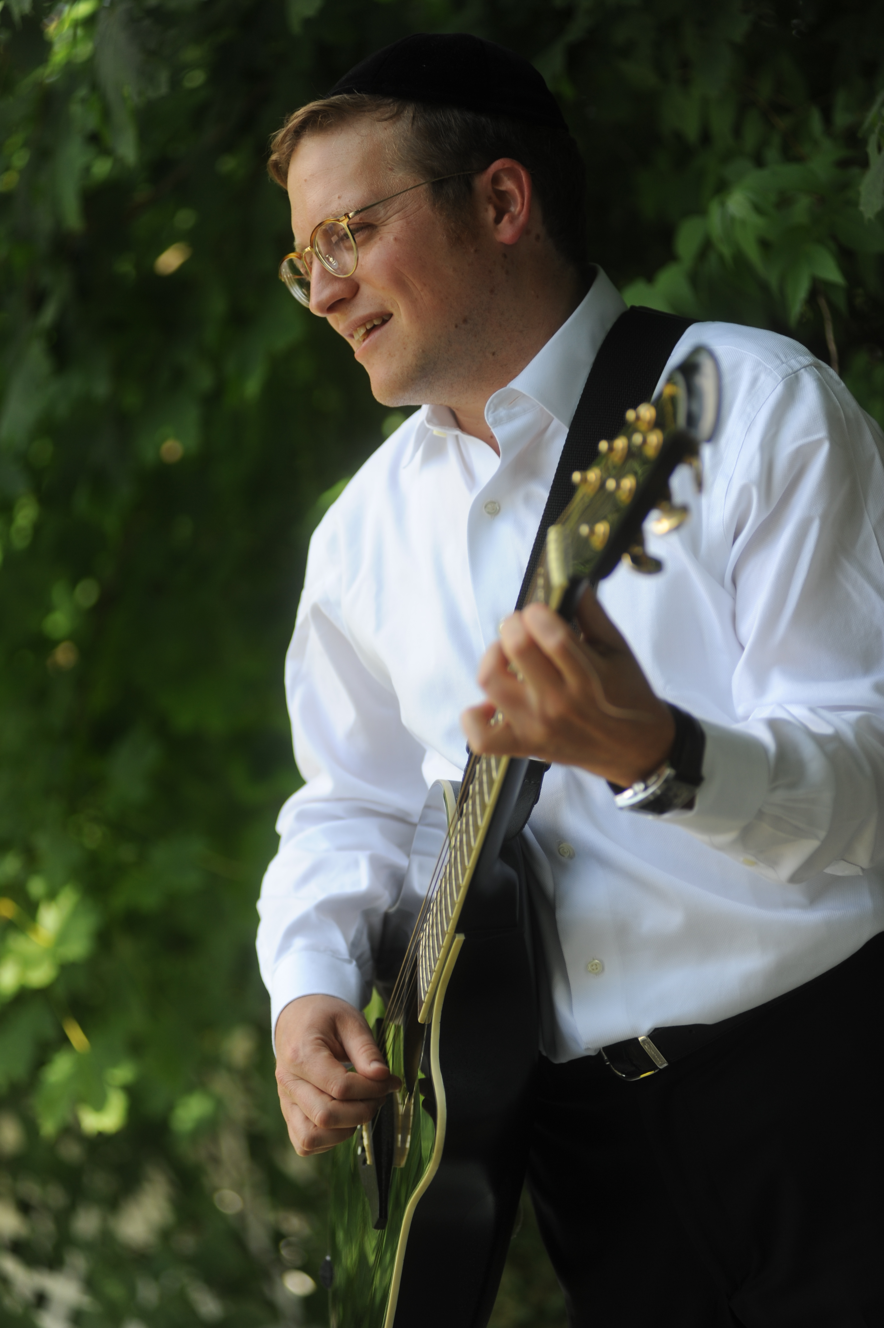 Baruch Levine - www.jyrics.com